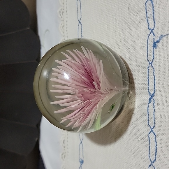 Unbranded | Accents | Vintage Glass Punk Flower Paperweight | Poshmark